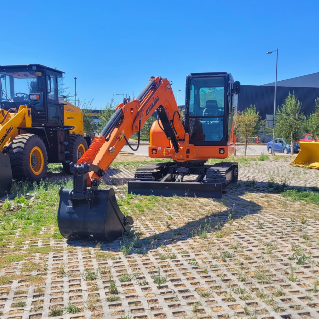 Excavadora Compacta Lonking CDM6060 - Movsa Maquinarias